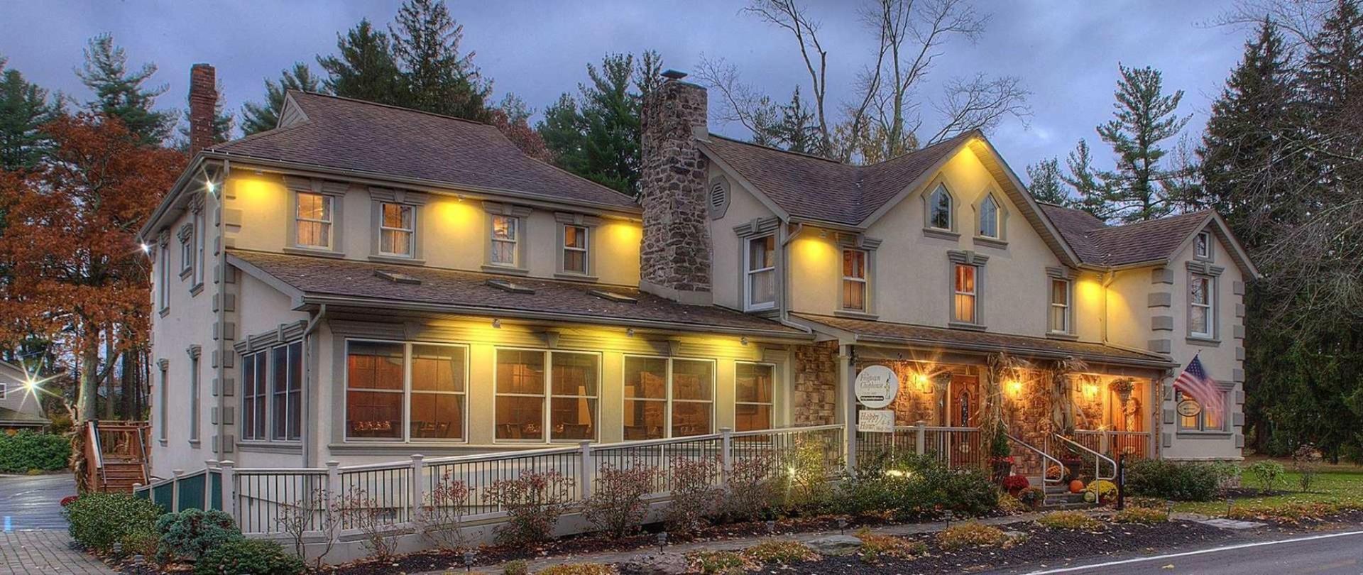 Woodfield Manor - Sundance Vacations Resorts