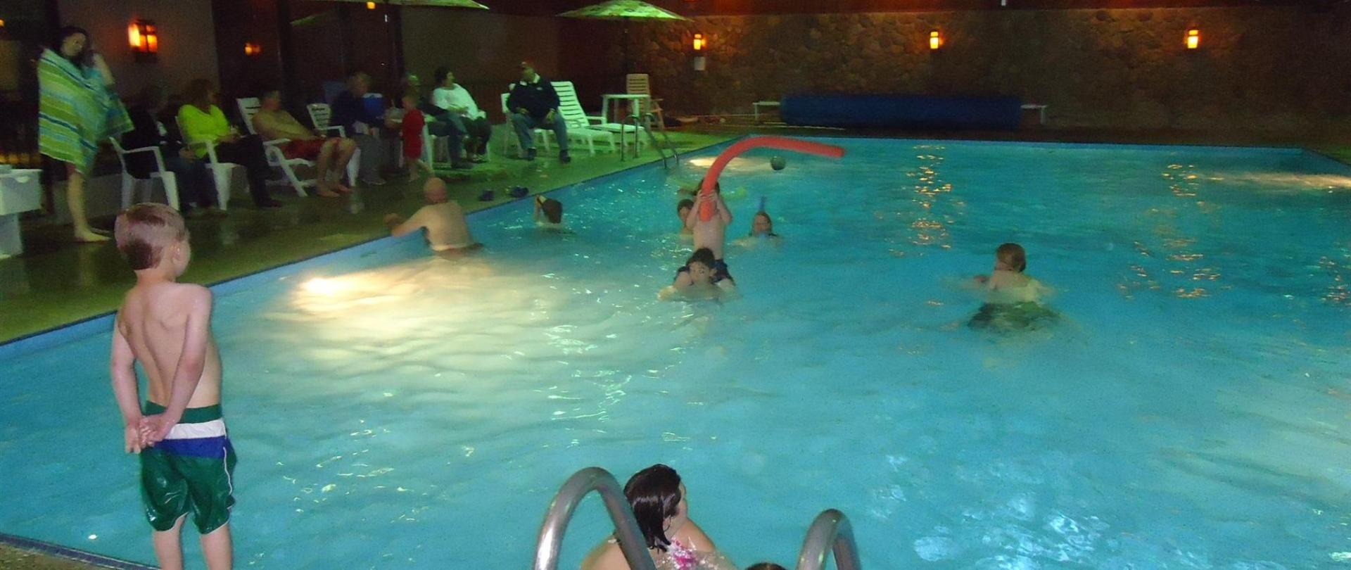 Holiday Acres Resort - Rhinelander - hotel rooms, cottages, dining ...